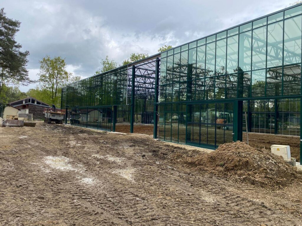 Project Frankrijk – 16 mm Glasdek en ISOL-Gevelsysteem | Dutch Agro Systems